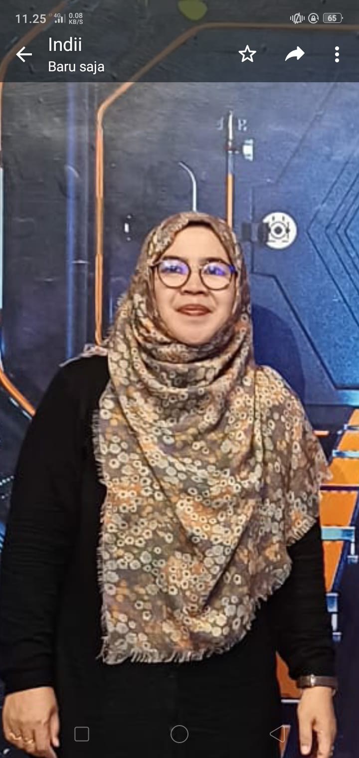 Indhi Hermawati, S.Pd - SMK N1 Banyumas